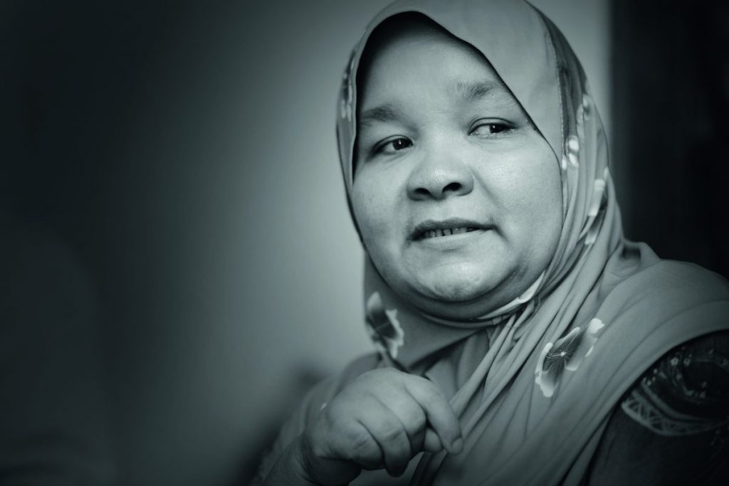 Usia Perkahwinan Cecah 6 Tahun, Genervie Kam Isteri Jelita Hazama Ini ...