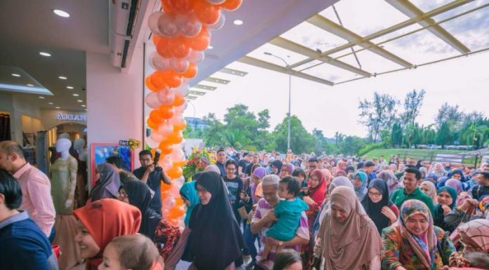 Penangan Pembukaan JAKEL & ARIANI Bangi, Ramai Merungut Duit Habis ...