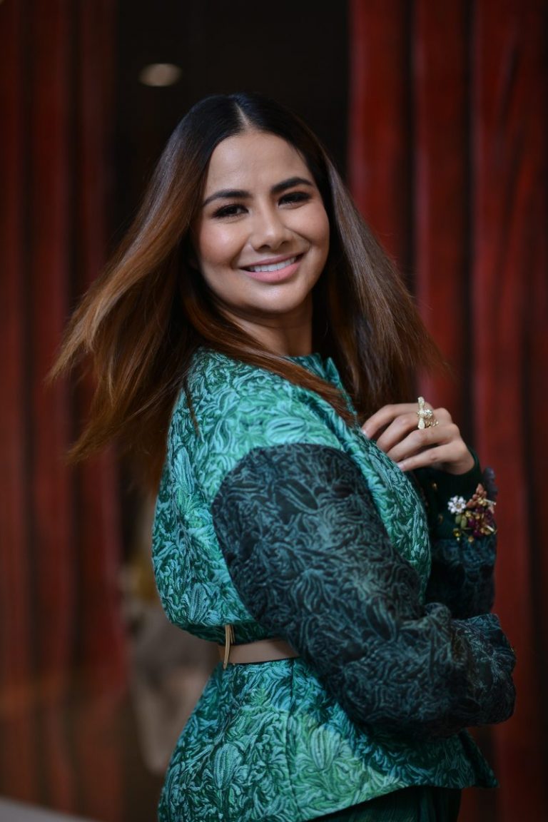 Neelofa Tak Pernah 'Hutang A', DATIN NOOR KARTINI Dedah Sikap & Cara ...