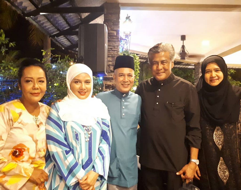 Tak Jemu Tengok Penyanyi 80an DATIN AZIE Ni, Masih CANTIK Walau Berusia ...