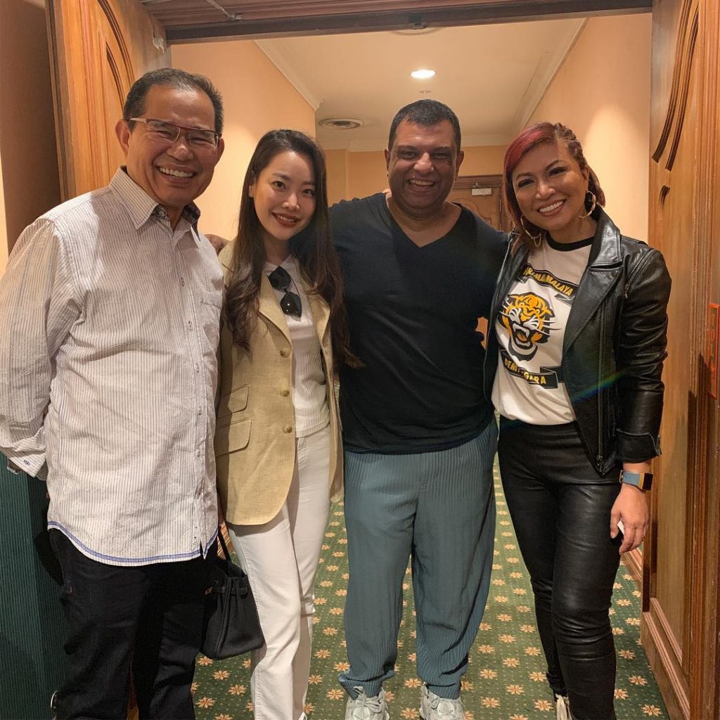 Hampir 2 Tahun Berkahwin, Suri Hati Tan Sri Tony Fernandes Buat Pemilik ...