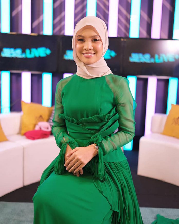 Ustaz Mohammad Yaakub Mahu MADAD Seperti Madinah, Dikunjungi 24 Jam Bukan Hanya Untuk Ibadah - Nona