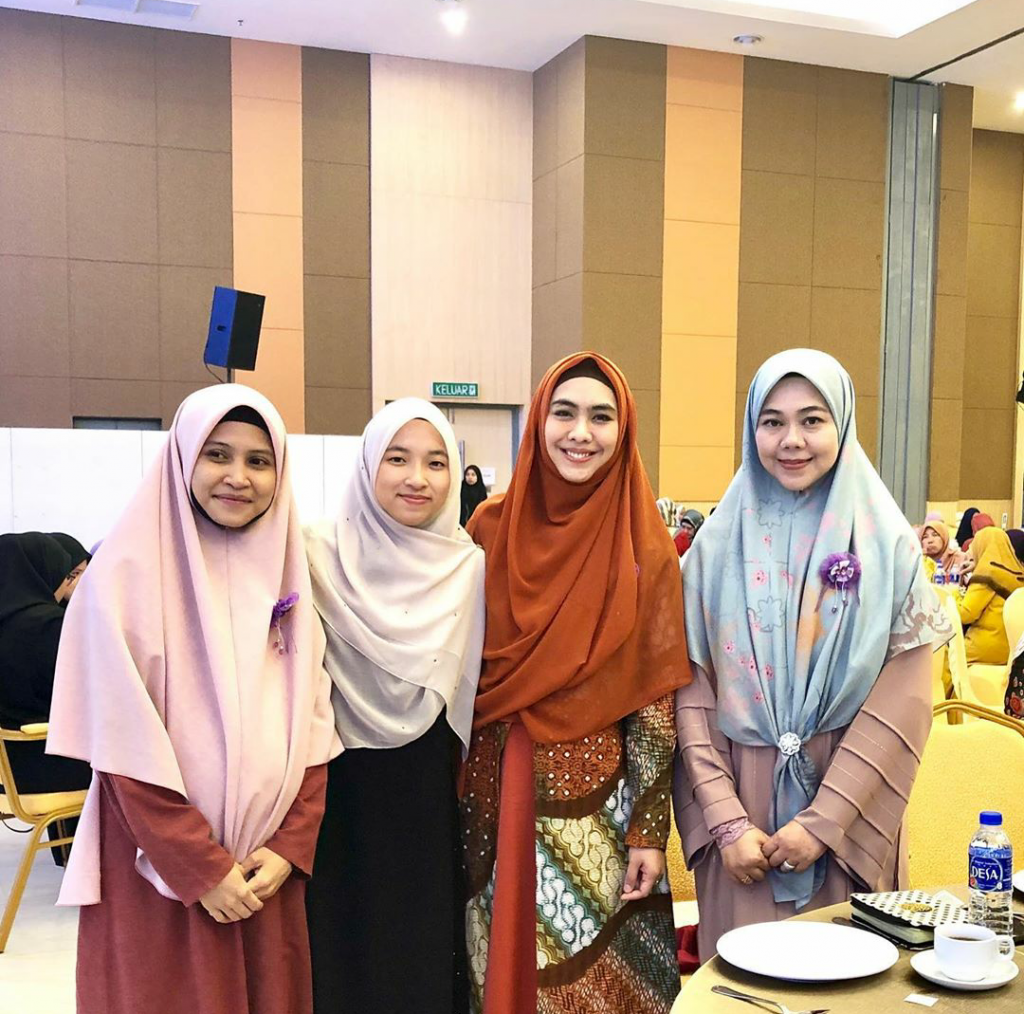 Lembaran Baru Vivy Yusof, Ubati Kerinduan Pengikut Dengan Karya ...