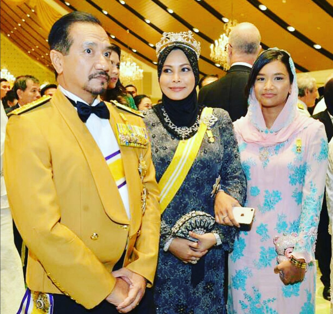 Warisi Kecantikan Bonda, YAM Tengku Puteri Daulath Terengganu Sambut ...