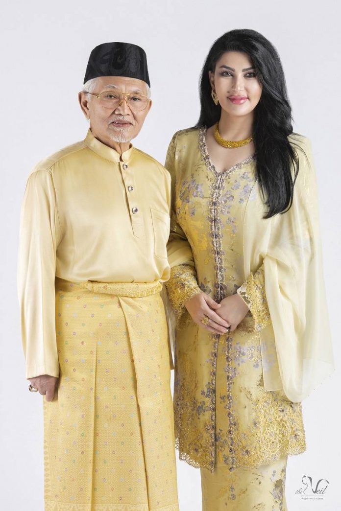 Toh Puan Ragad Kurdi Taib Meriahkan Aidilfitiri & Hari Gawai Dengan ...