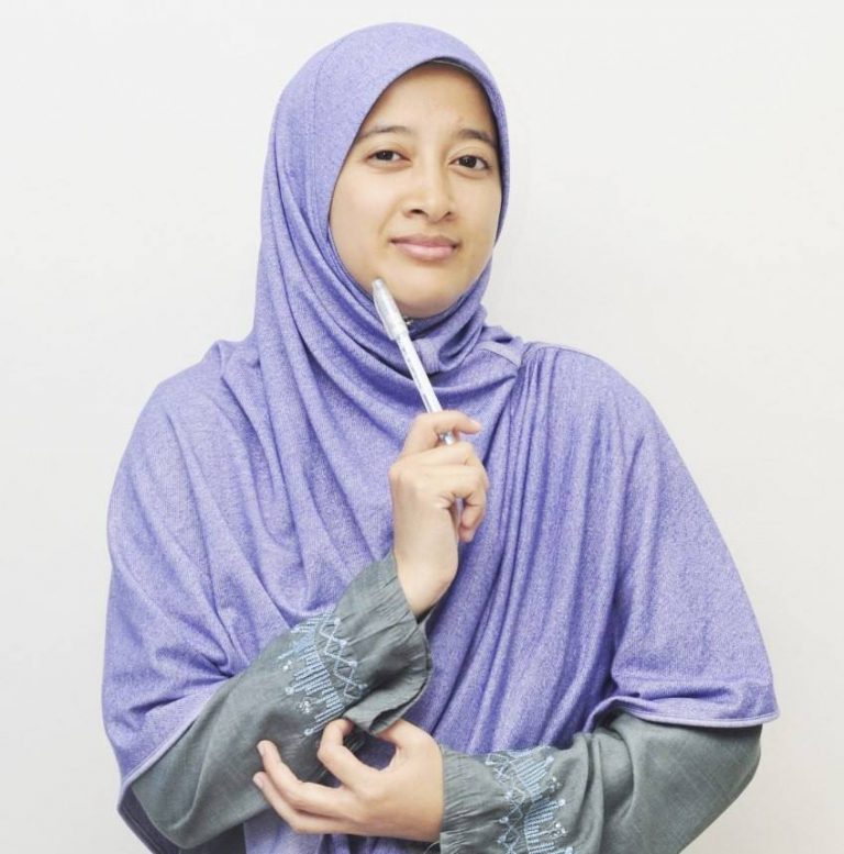 Semua Boleh Buat! Dari Pelakon, Model & Hos Audio Siar Sendiri AMELIA ...