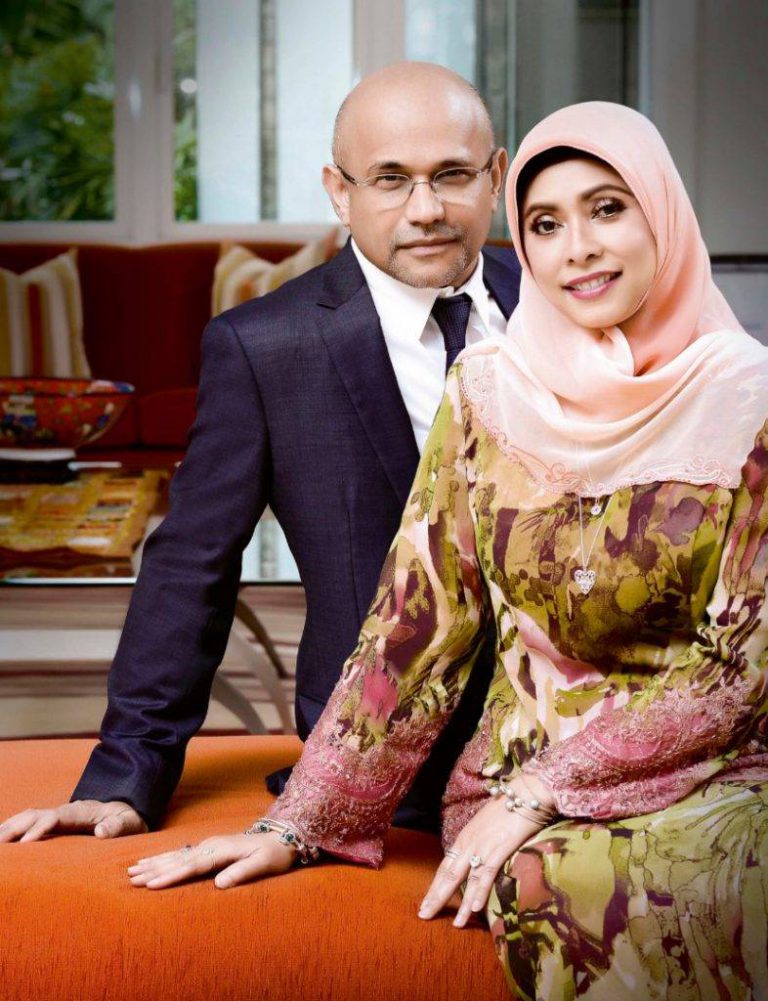 Walaupun Hidup Dilingkari Emas Permata Namun Datin Sri Zarida Komited ...