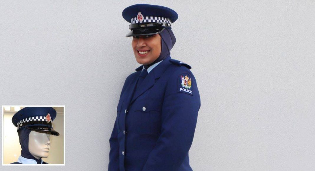 Konstabel Polis Ini Lakar Sejarah Jadi POLIS WANITA BERHIJAB Pertama Di ...