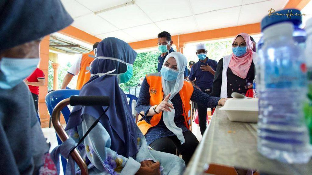 MIZZ NINA Kembali Bergelar Isteri. Pilih ESSAM MUHAMMAD Sebagai Suami ...