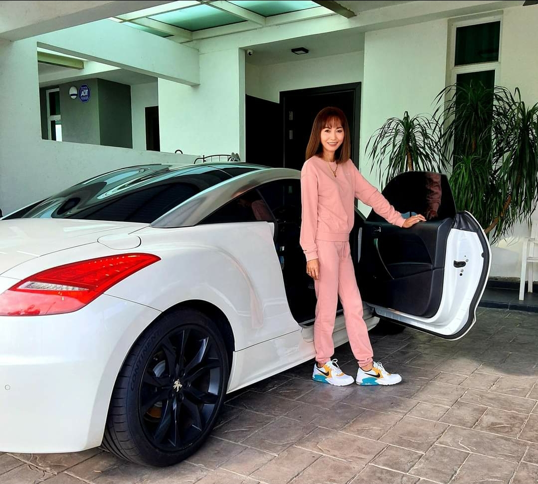 BAWA DUA HELAI BAJU KELUAR KAMPUNG, DEMI MENGEJAR CITA-CITA DI AWAN ...