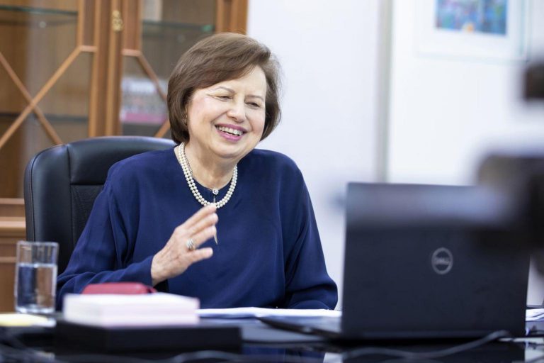 Penggal Terakhir Tan Sri Dr Zeti Akhtar Aziz, Bekas Gabenor Bank Negara ...