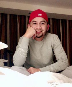 68 Ribu Jubah Laris Dalam 2 Bulan, EL AZMAN Syukur Ada Hampir 30 ...