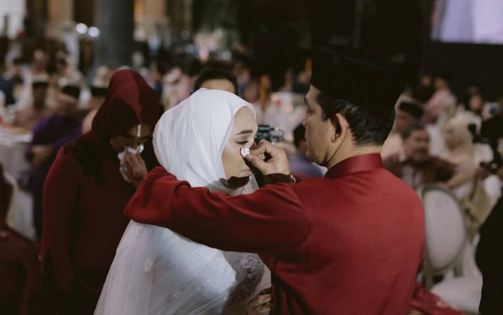 Pengalaman Bersalin Guna Kaedah Epidural & Laughing Gas Tak Menjadi ...