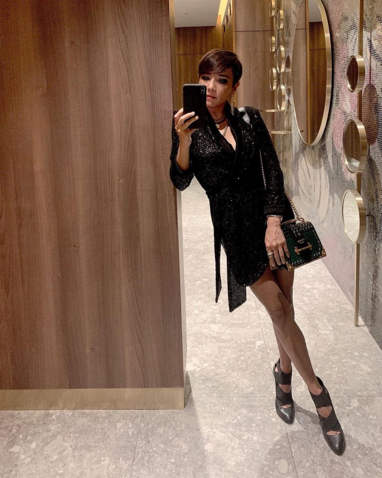 Kekal Anggun & Sukses! JESLINA HASHIM Kini Bahagia Di Samping Tunku ...