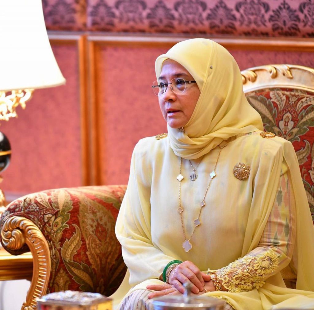 Kekal Menjadi Ratu Di Hati Rakyat, Raja Permaisuri Agong Sambut Hari ...