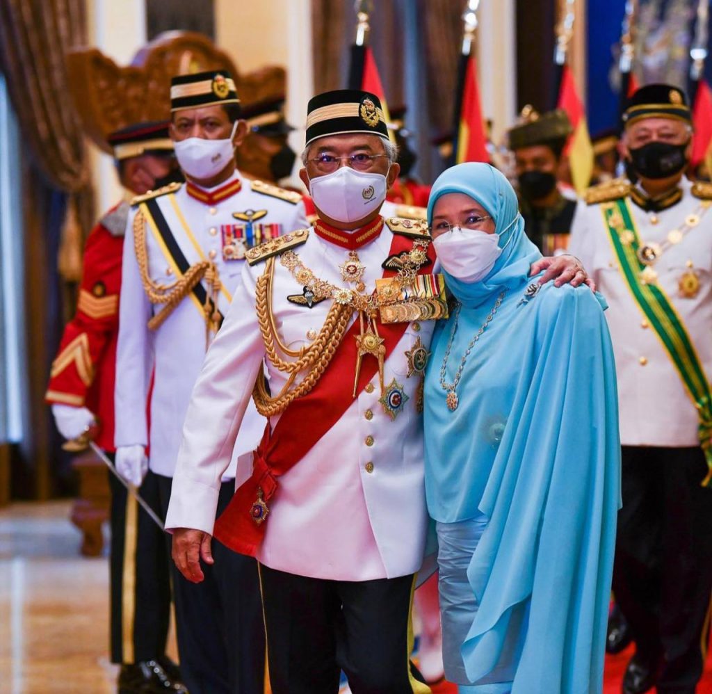 Kekal Menjadi Ratu Di Hati Rakyat, Raja Permaisuri Agong Sambut Hari ...