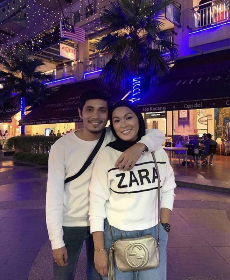 Isteri Mark Adam Pandai Beli Jiwa Ibu Mentua, Antara Rahsia Bahagia 20 ...