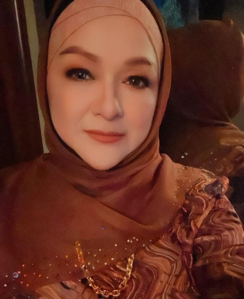 Graduan Psikologi Dan ‘Award Winning Actress’, Kenali MICHELLE DEE Miss ...