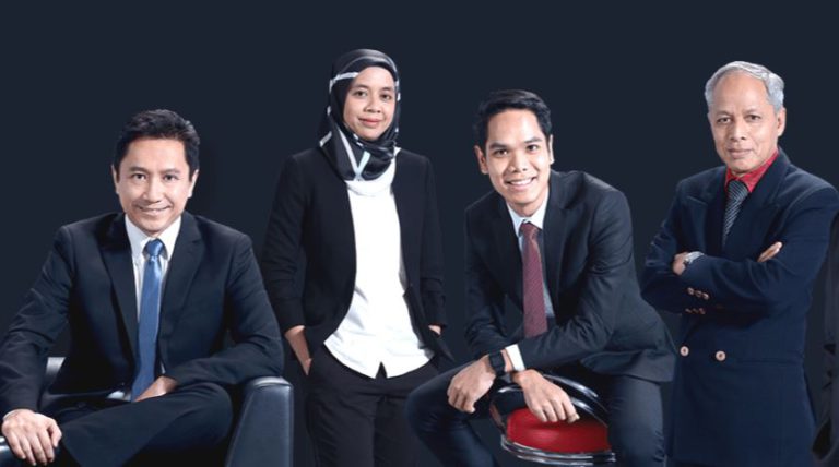 Selepas 40 Tahun Terajui Karangkraf, Ayahanda Dato' Hussamuddin & Datuk ...