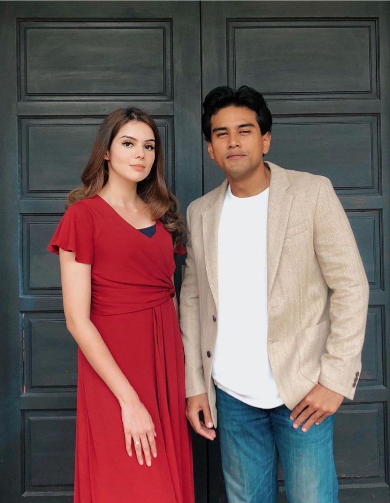 Seutas Gelang Tangan Emas Sebagai Mas Kahwin, Halim Radzi, Sharifah ...