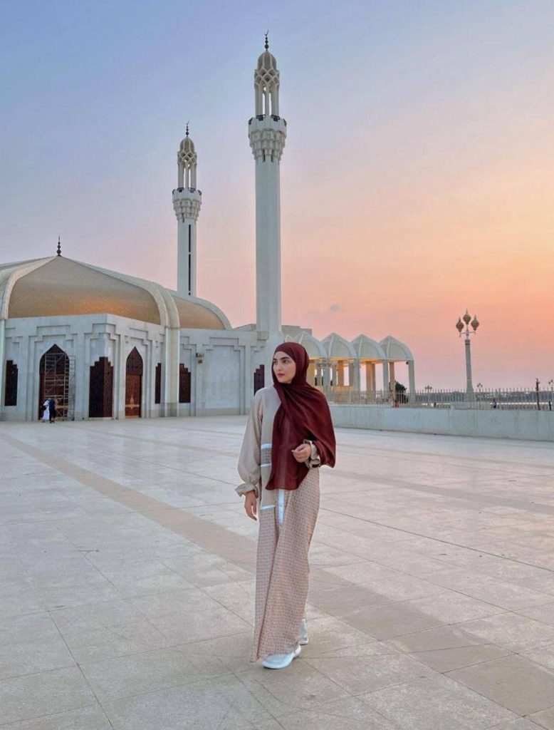 Menitis Air Mata Ibu Dibuat ANZALNA NASIR, Hadiahkan Rantai Berlian Habib Bernilai RM120 Ribu ...