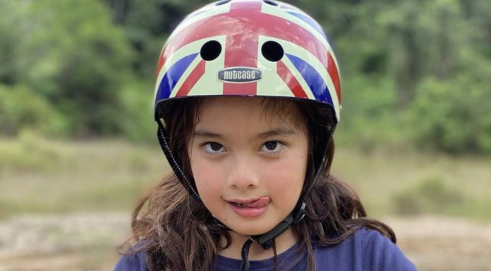 Kini Berusia 11 Tahun, Kecantikan RAJA NAZIRA SAFYA Curi Tumpuan Ketika ...