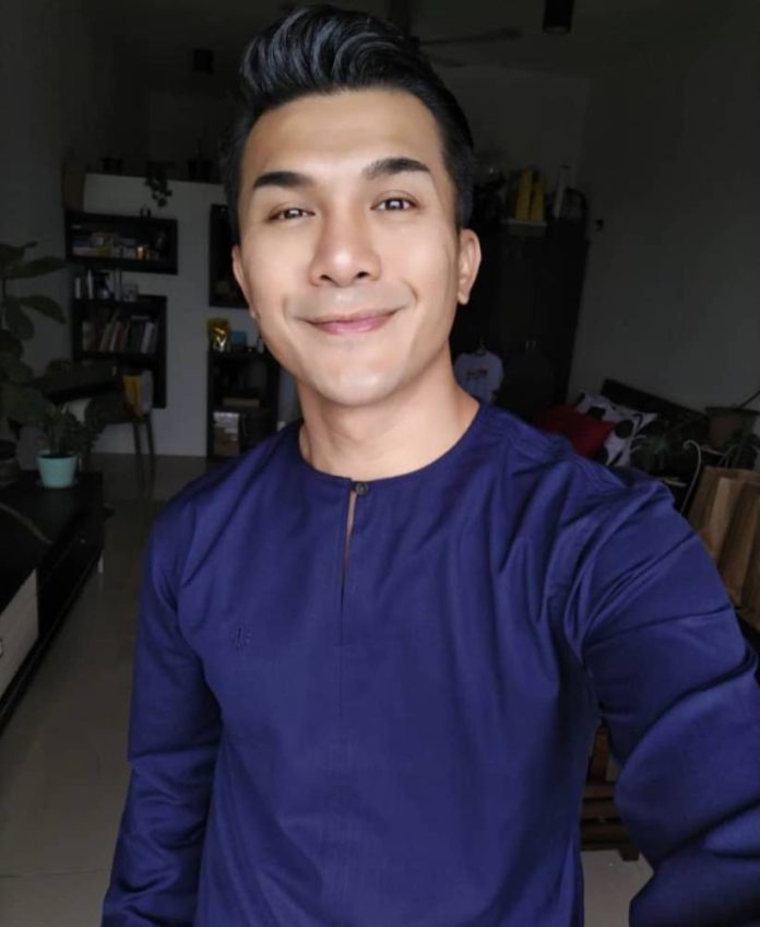 Ibu Anggun Usia 56 & Penjawat Awam Berdedikasi, Dato' Sri Suriani Ahmad ...