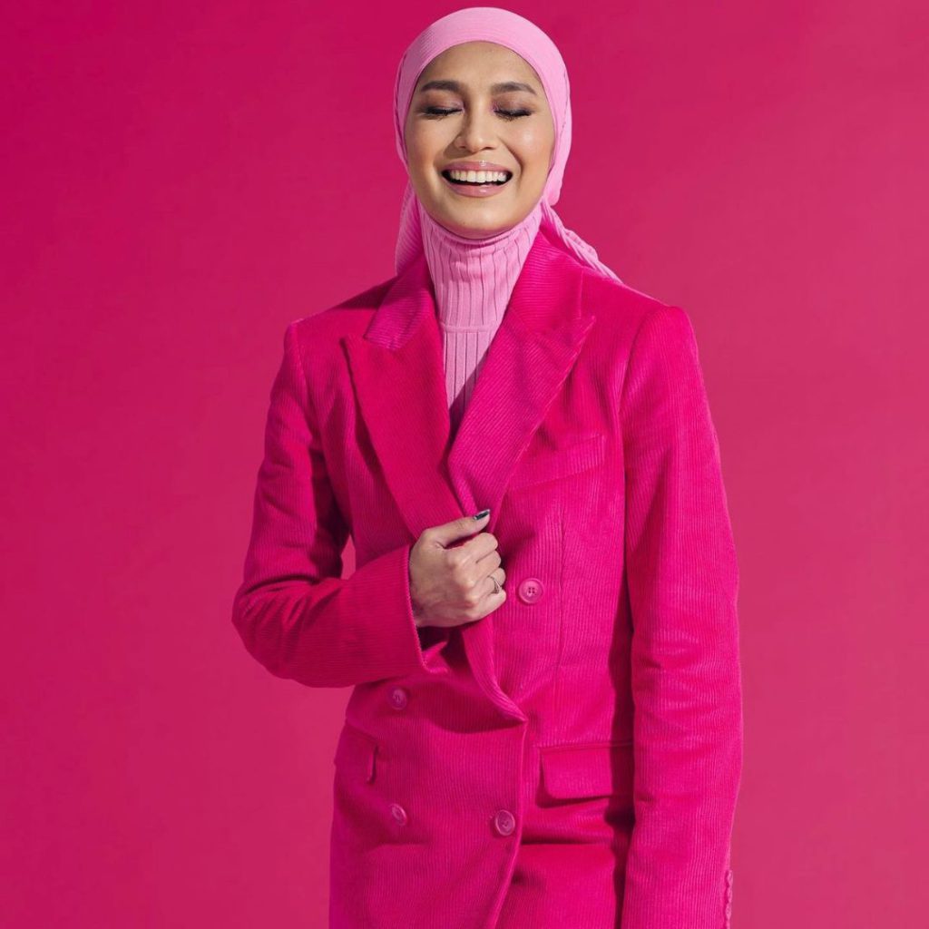 "Beri Saya Ruang, Niat Hanya Untuk Allah"-Dikecam Cara Pemakaian, NANA ...