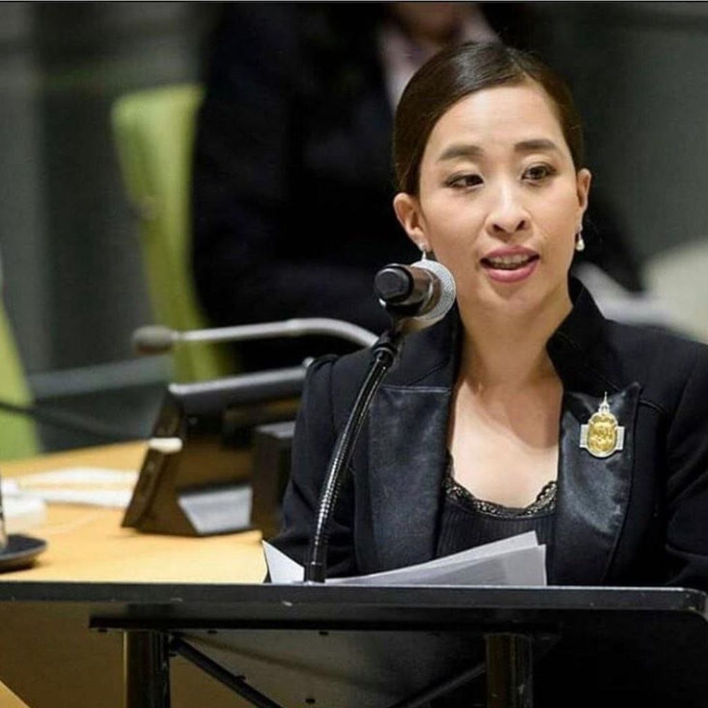 Kenali PUTERI BAJRAKITIYABHA, Puteri Sulung Raja Thailand Individu ...