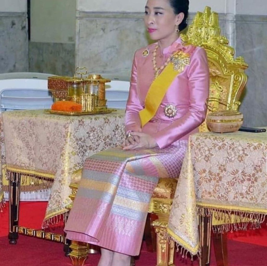 Kenali PUTERI BAJRAKITIYABHA, Puteri Sulung Raja Thailand Individu Paling Berjaya Di Kalangan ...