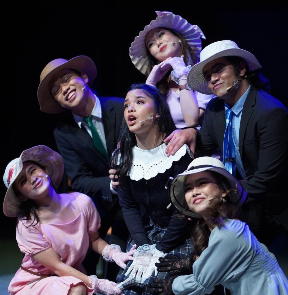 Tamat Pengajian Jurusan Teater Muzik Di Australia, Anak Gadis RUTH ...