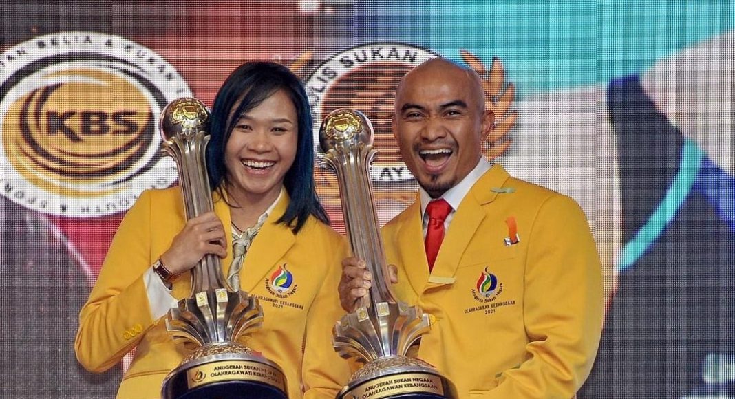 Wajah Klasik Anak Datuk Zainal Abidin, Timur Gabriel Kenang Jasa Ibu ...