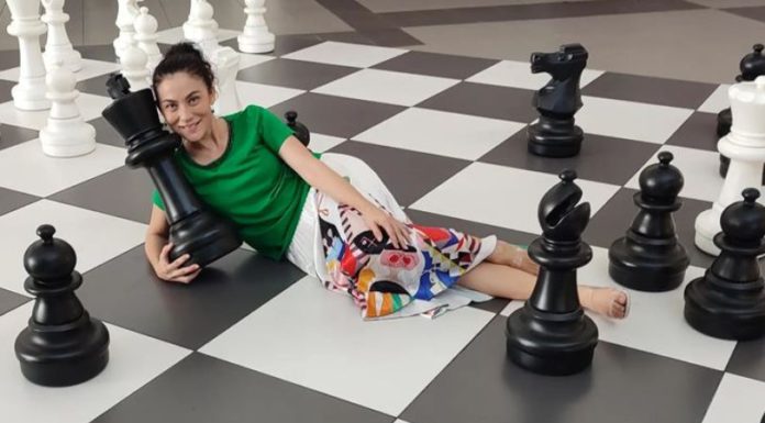 Awet Muda Usia 56, Wajah Terkini Lucy 'Pi Mai Pi Mai Tang Tu', Angeline ...