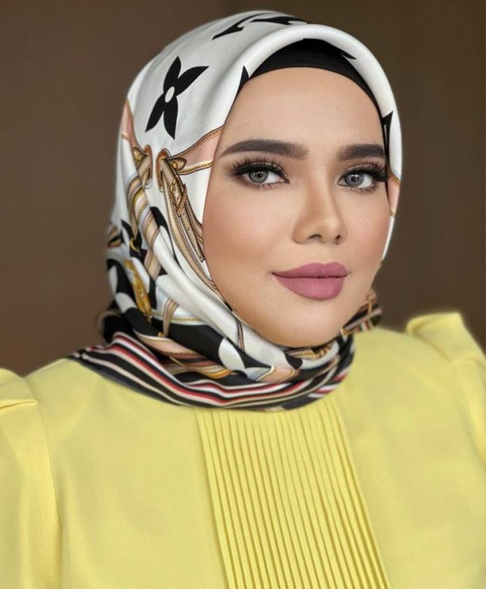 Petah Usia 12 Tahun & Ada Jenama Sendiri, Bakat Anak Puteri Lily & Aziz ...