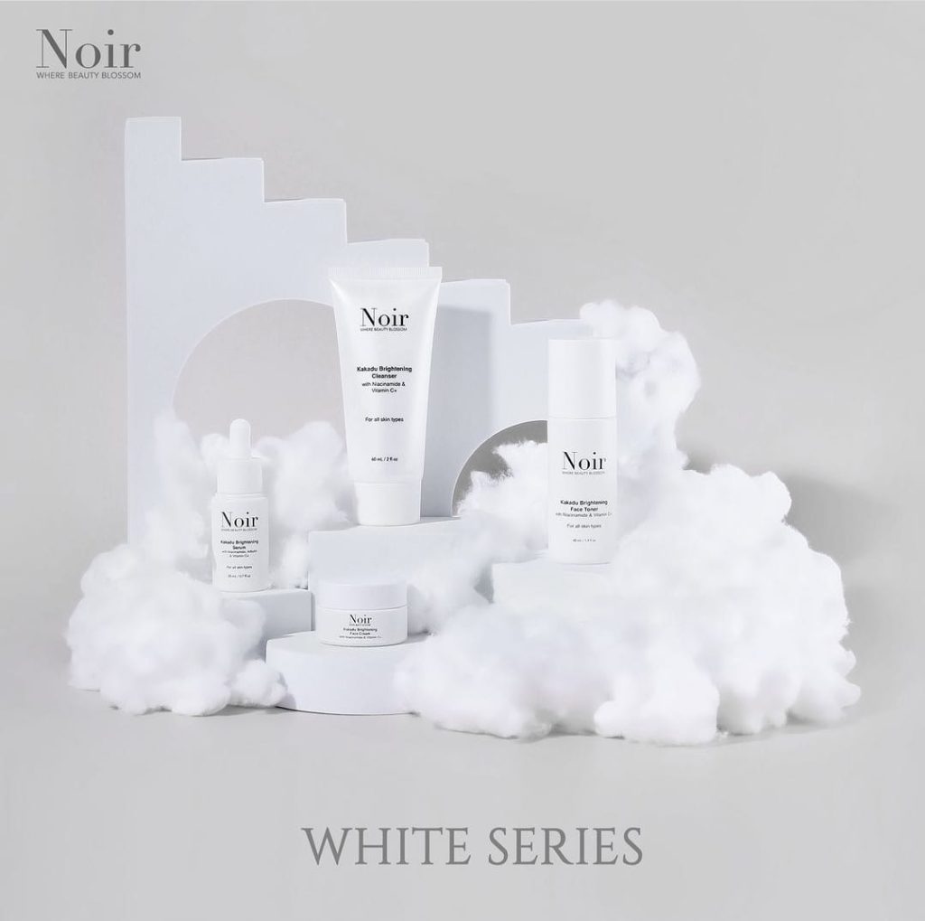 "Segaknya!" Ketampanan Tengku Ahmad Ismail Jadi Tumpuan Warga Maya ...