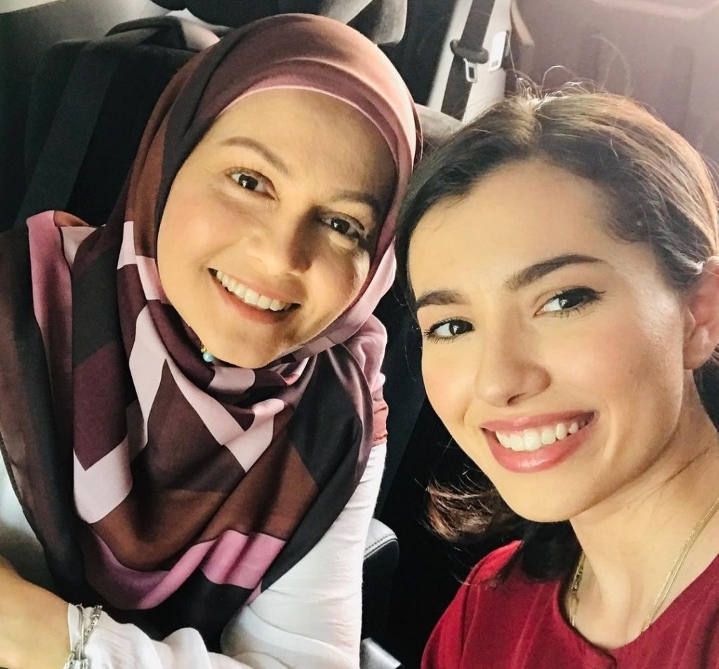 Bekas Ratu Cantik & Berstatus Nenek, Susan Manen Tampil Jelita Usia ...