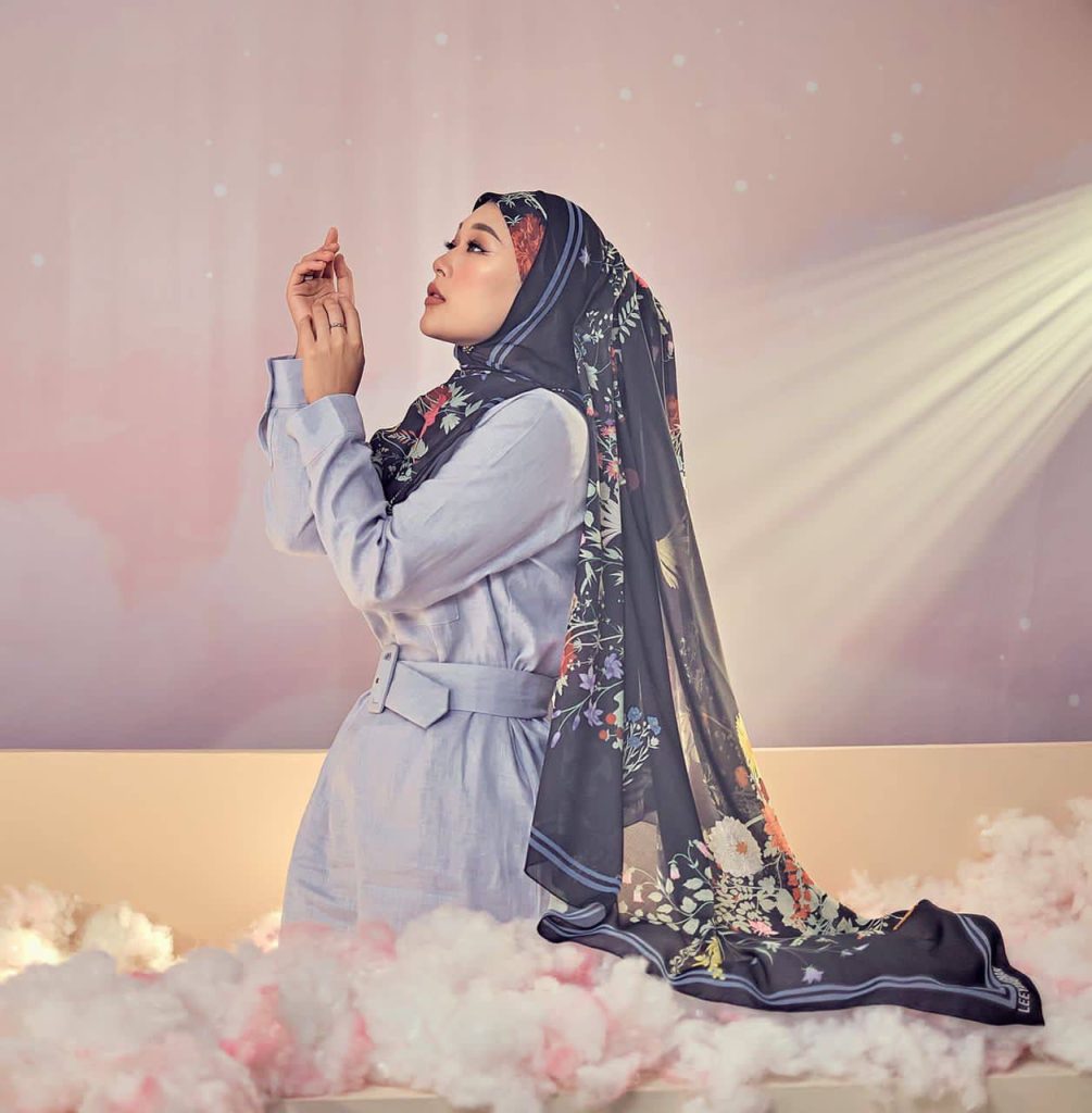 Gaya Ranggi & Popular Di Media Sosial, Usaha CIKGU ZACK KIRANA Martabat ...