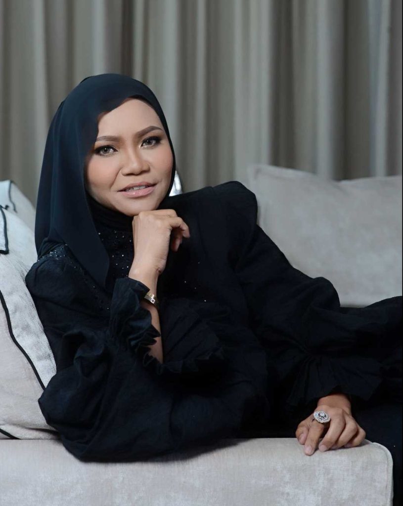 Juadah Ketam Masak Telur Masin Favourite Anak-Anak Datin Sabrina Ahmad ...