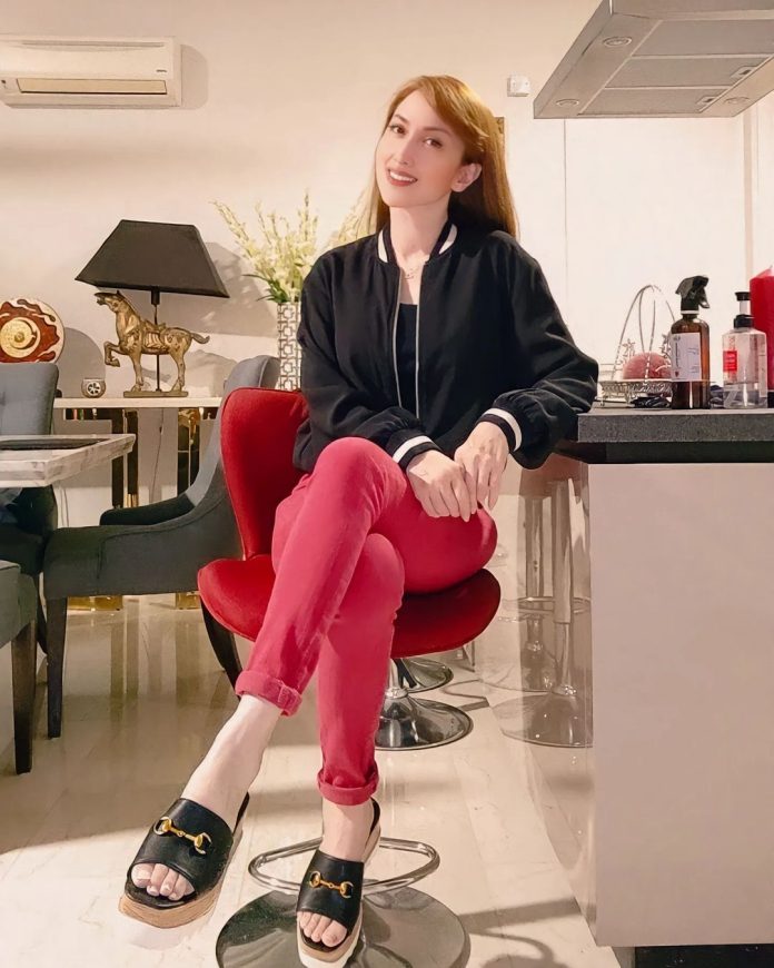 Genap 54 Tahun, Kecantikan Datin Seri Maria Farida Jadi Bualan & Tak ...