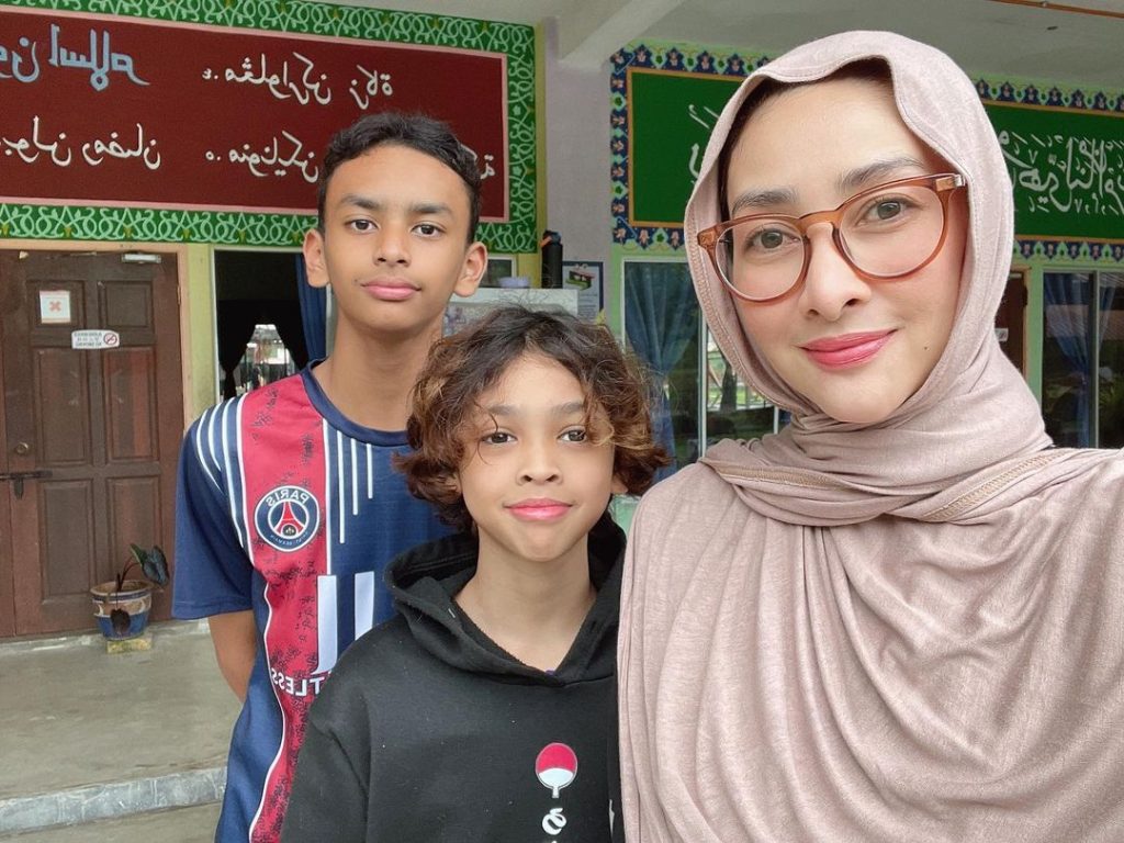 MIZZ NINA Kembali Bergelar Isteri. Pilih ESSAM MUHAMMAD Sebagai Suami ...