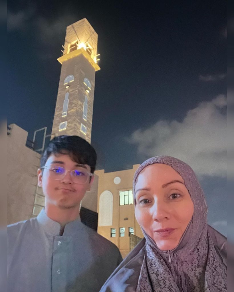 Berhijrah Ke UAE, Penampilan Sasha Saidin Sambut Ramadan Bersama Suami ...