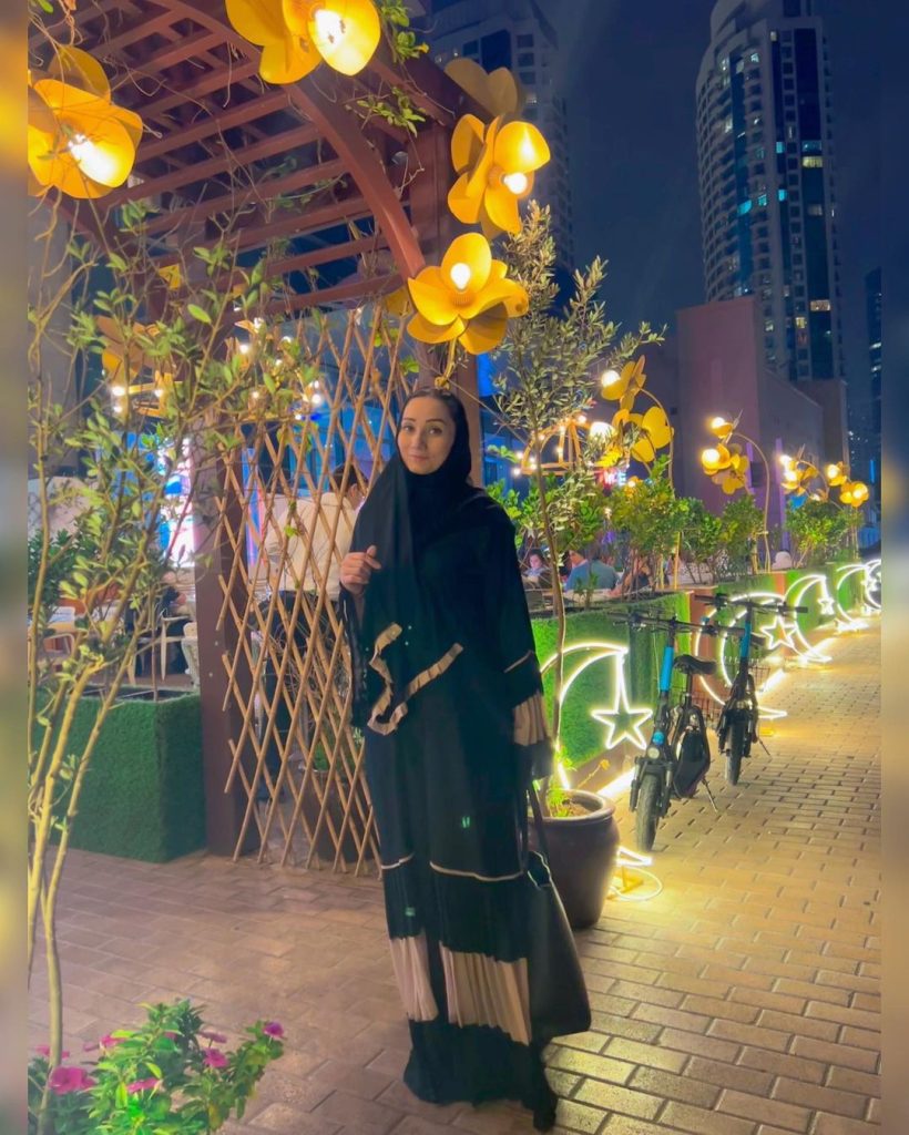 Berhijrah Ke UAE, Penampilan Sasha Saidin Sambut Ramadan Bersama Suami ...