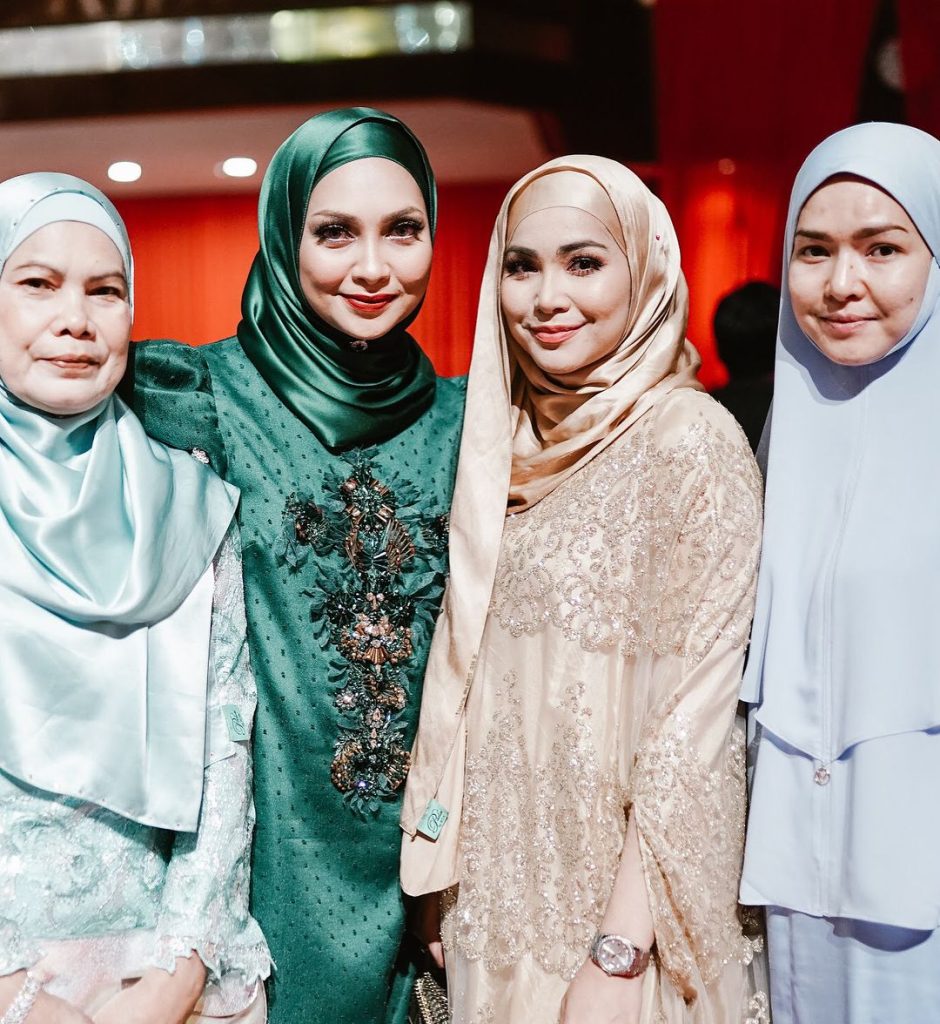 Bersederhana, Cantik & Sopan, Penampilan Labuh & Sopan Ruby Che Wan ...