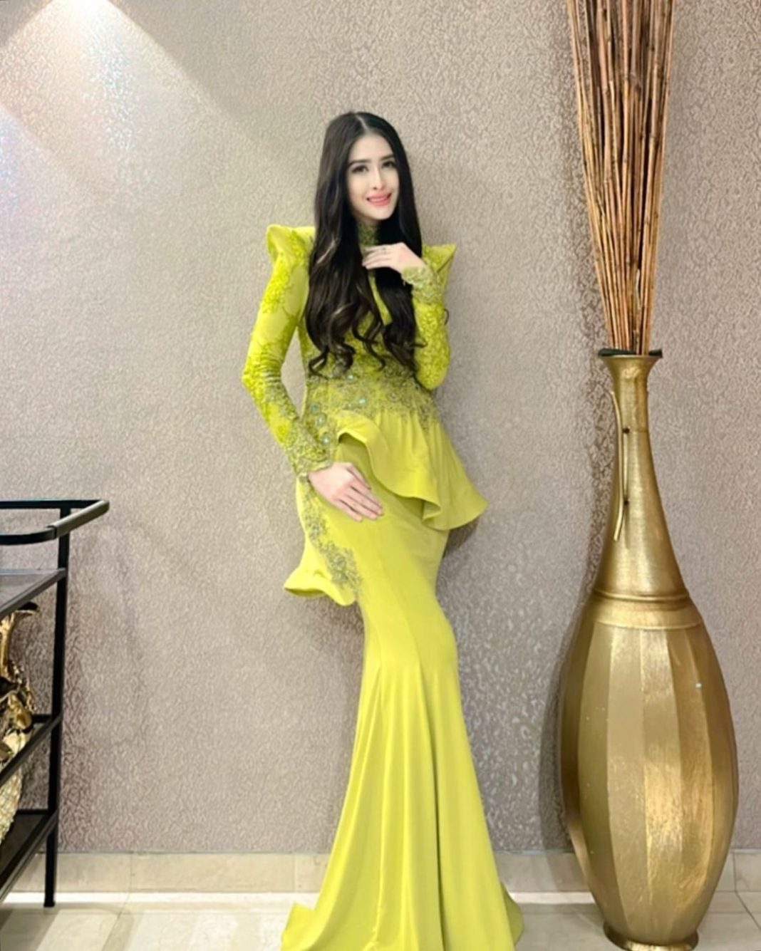 Kini Berusia 11 Tahun, Kecantikan RAJA NAZIRA SAFYA Curi Tumpuan Ketika ...