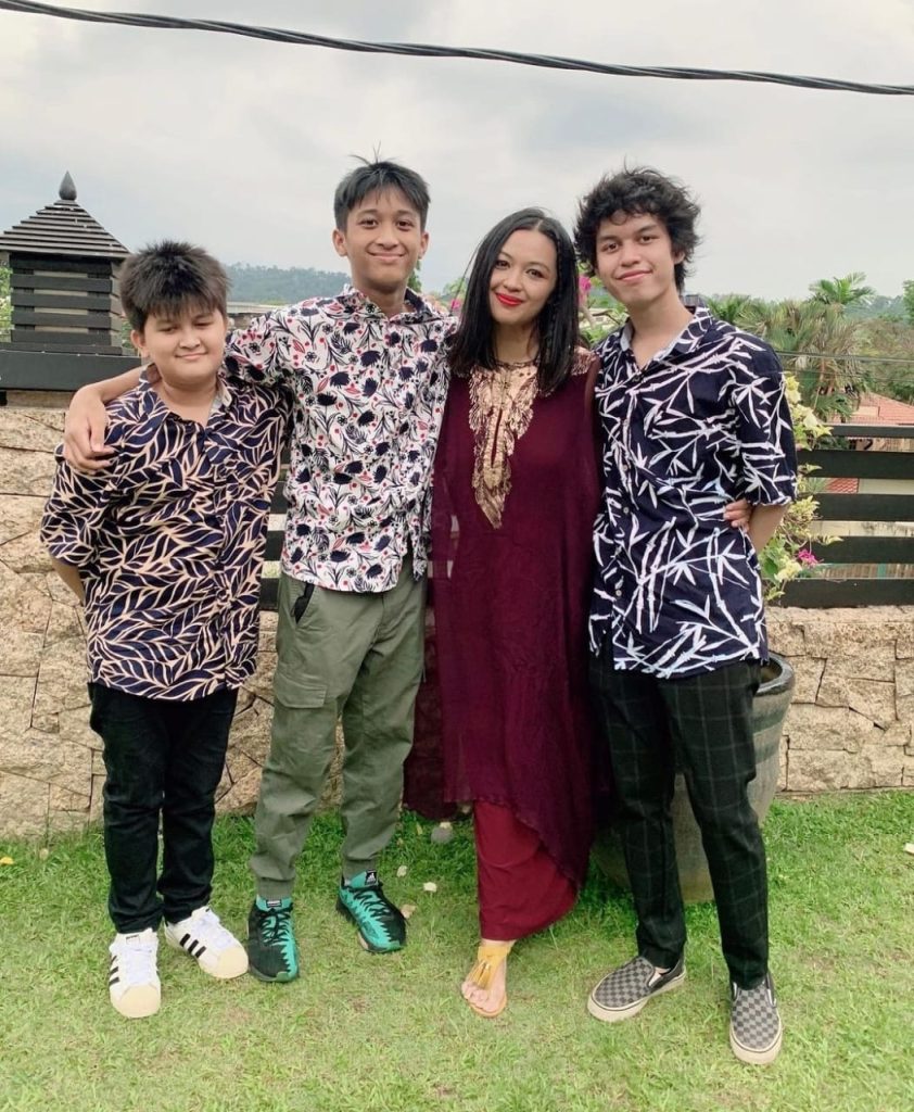 Kahwini Wanita Cantik Korea, TAN SRI TONY Bahagia Anak Tersayang ALIYAH ENA Injak Usia 2 Tahun ...