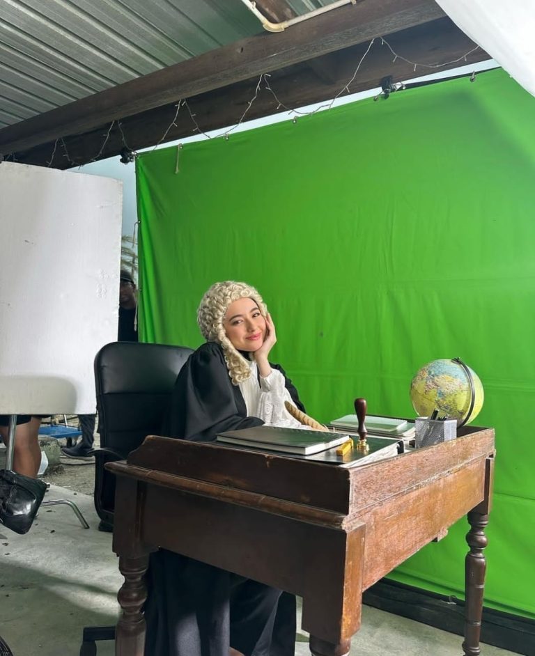 Wajah Klasik Anak Datuk Zainal Abidin, Timur Gabriel Kenang Jasa Ibu ...