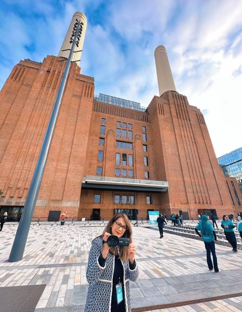 Laungan Azan Pertama & Iftar di BATTERSEA POWER STATION LONDON Cipta ...