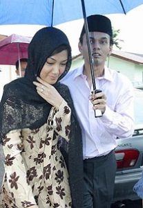 Warga Maya Imbas Memori YUSRY ‘Payungkan’ ERRA FAZIRA Sewaktu Di ...