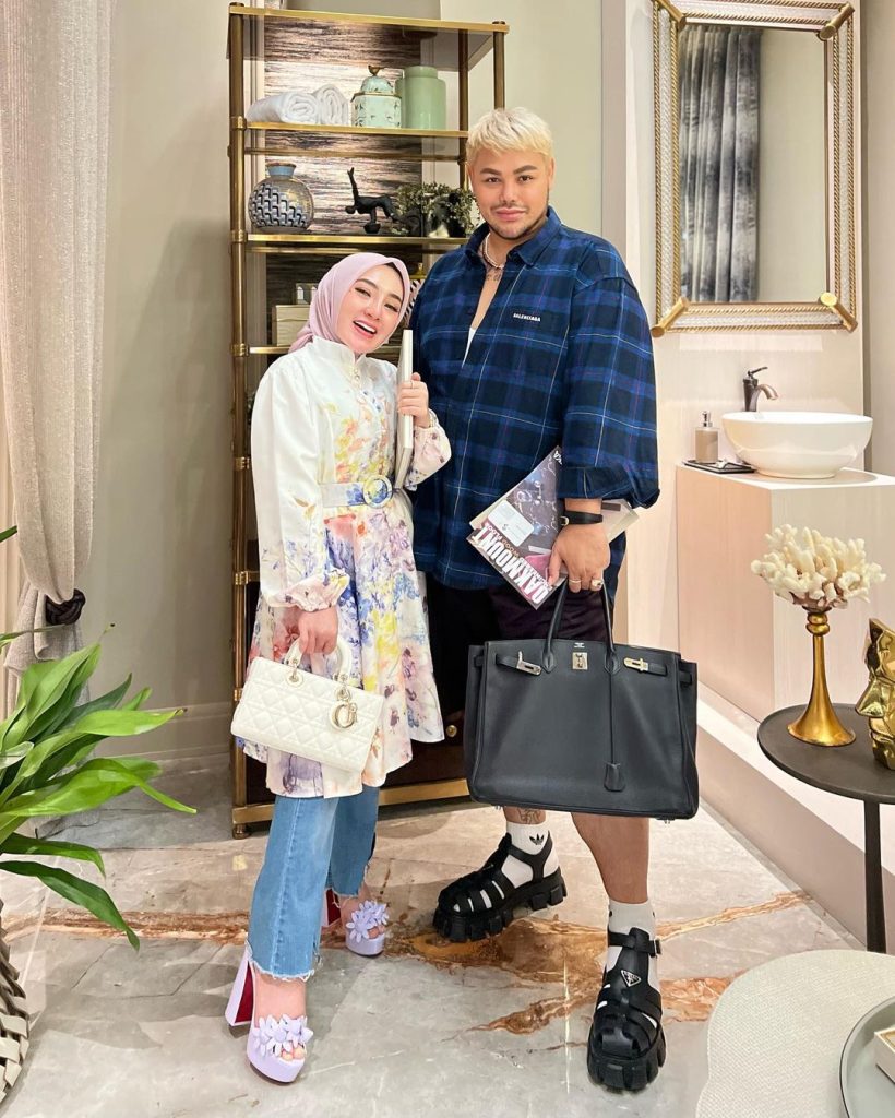 Ternganga Kekayaan Shella Saukia! Digelar Crazy Rich Aceh, Rumah ...