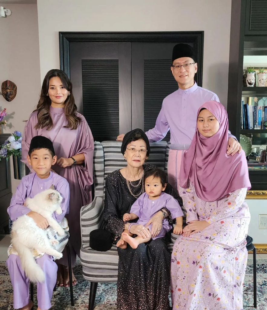 Dulu Ahli Politik Kini Ibu Seorang Anak, Dyana Sofya Kian Bahagia Jadi Isteri Wakil Rakyat!